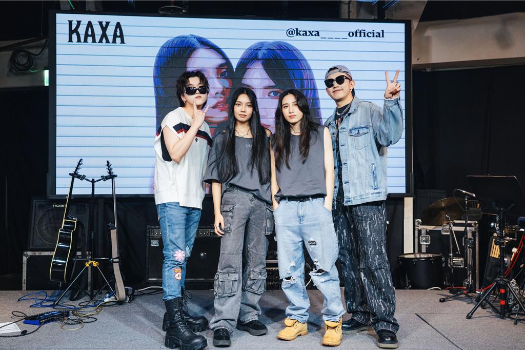 U：NUS吳昱廷、高有翔站台助陣師妹 透露KAXA團名氣派藏商機 - 娛樂 - 中時