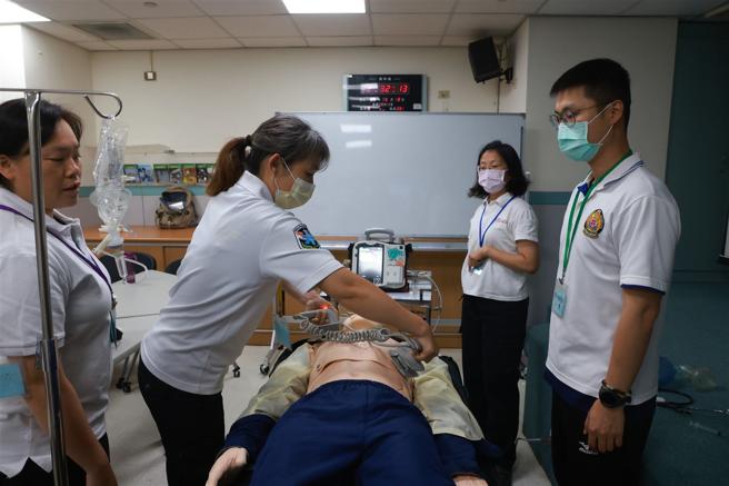 國軍EMT-P訓練班 培養專業救護職人 - 軍事 - 中時新聞網