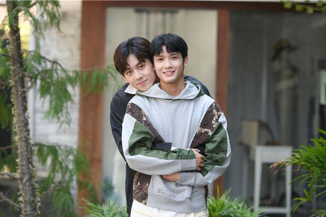 高凌風帥兒演BL劇先睡男團成員！裸露沒尺度「露屁屁」也可以 - 娛樂 - 中時