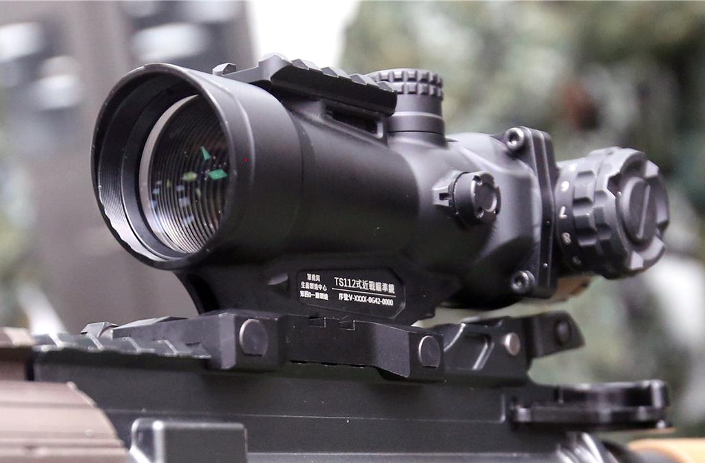 明年將量產！軍備局公開新型 T112步槍 配「近戰瞄準鏡」提升準度 - 軍事 - 中時