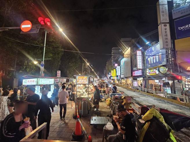 寧夏夜市整修2個月「完工」 遊客到現場見1幕傻眼：騙很大 - 生活 - 中時新聞網