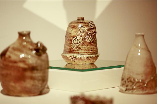 北昆士蘭陶瓷獎得主來台 Ruby Yeh作品於竹南蛇窯展出 - 寶島 - 中時