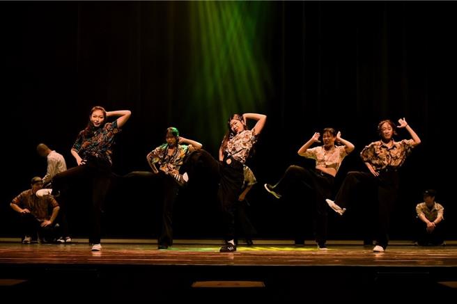 帶動街舞風潮 KEEP舞蹈教室讓兒童街舞首登台東藝文殿堂 - 生活 - 中時