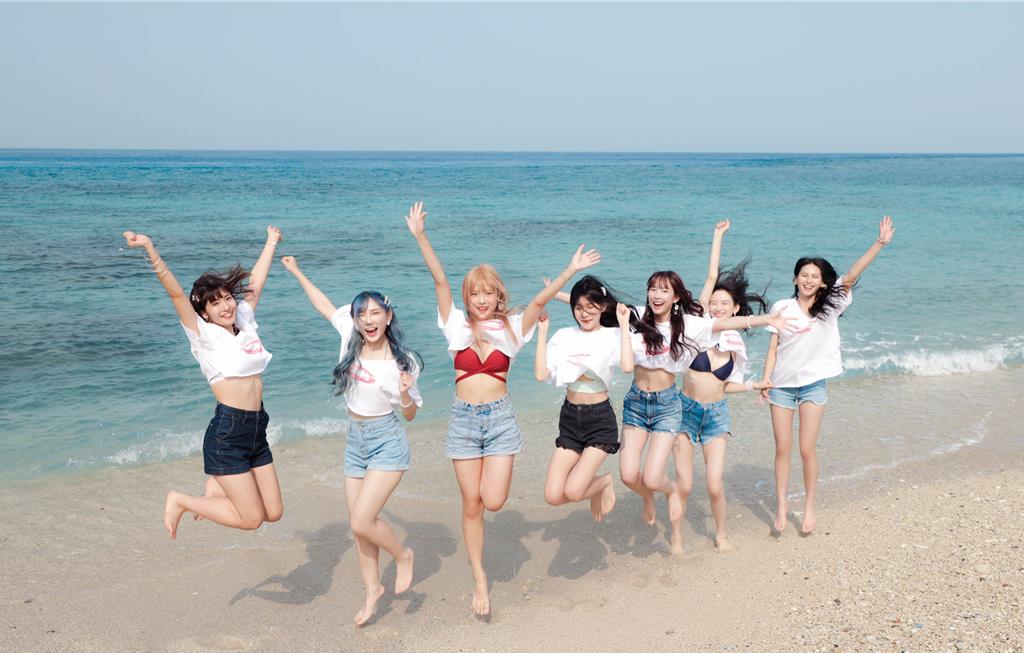 國民女團脫了！AKB48 Team TP辣秀比基尼養眼畫面曝光 - 娛樂 - 中時