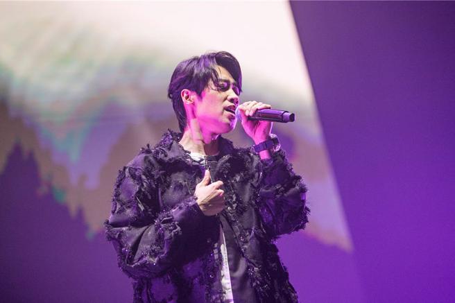 43歲台灣歌手TANK心臟衰竭 赴陸「心肝同期移植」成亞洲首例 - 華人星光 - 中時新聞網