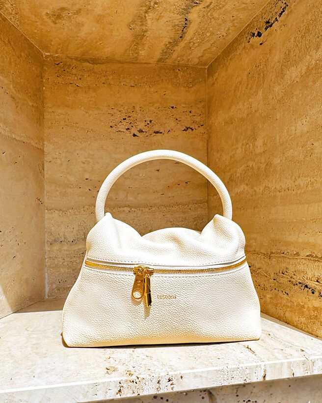 孫藝珍添新身分 成Testoni代言人 - 時尚消費 - 中國時報