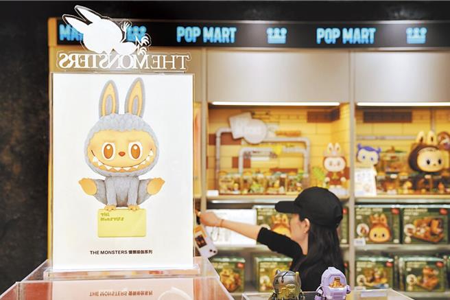 一盒難求！Labubu3.0首開網路預售塞爆 黃牛價崩盤 - 兩岸 - 中時