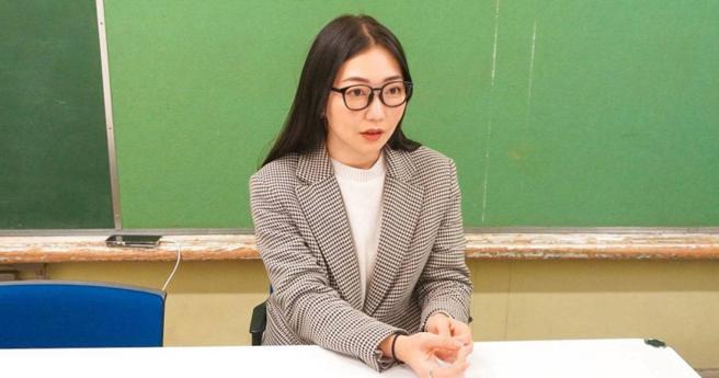 沒2千萬別搭訕空姐！ 藝人曝飛行內幕：經濟艙的名片只想丟掉 - 娛樂 - 中時新聞網