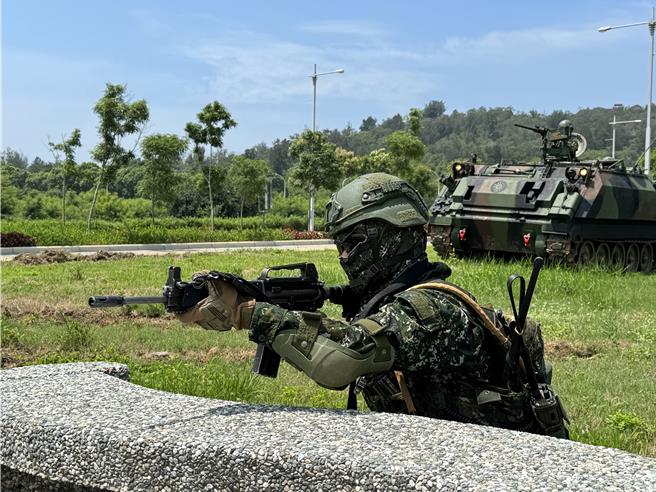 金防部「縱深陣地逐次抵抗」 刺針飛彈亮相守護空防安全 - 軍事 - 中時