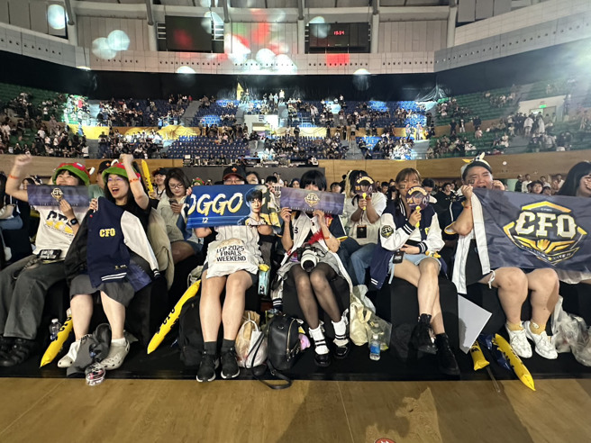 中信飞牡蛎电竞战队勇夺LCP冠军 18岁小将蔡明宏摘FMVP 10月挑战世界赛 - 体育 - 中时新闻网