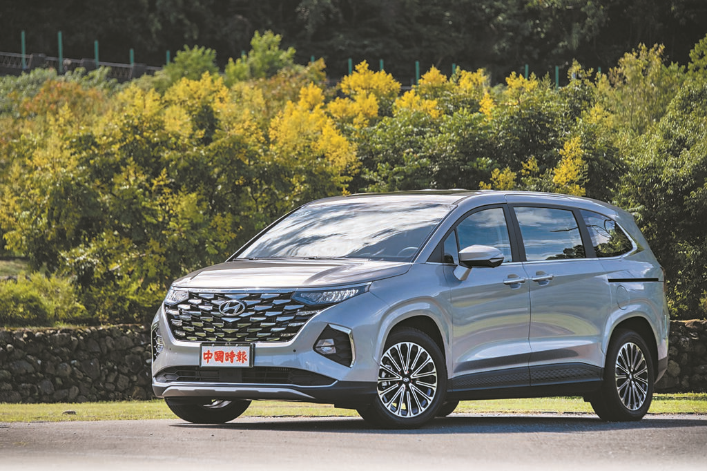 HYUNDAI CUSTIN 2.0T顏值、性能全進化