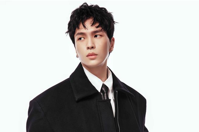 7000萬點閱神秘創作新人身分曝光 同台天王Rain嗨翻 - 娛樂 - 中時