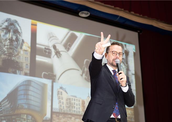 捷克外交官到校演講 頭前國中學生開拓國際視野 - 生活 - 中時