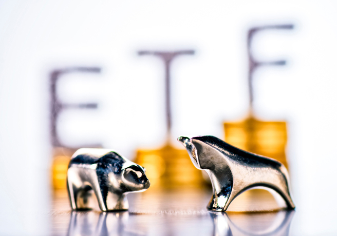 漲贏大盤！00947靠「記憶體三雄」開外掛 ETF 漲幅榜衝第一 - 財經 - 工商